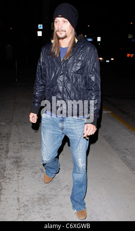 Kid Rock leaving Trousdale night club with a cigar. Los Angeles ...