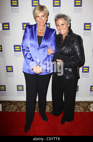 Suze Orman and Kathy Travis at the Human Rights Campaign LA Gala Dinner ...