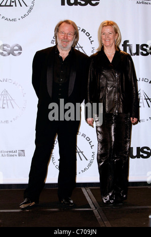 Inductees Benny Andersson and Anni-Frid Prinsessan Reuss of ABBA 25th ...