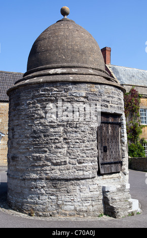 The Blind House or Old Village Lock Up Shrewton Wiltshire Stock Photo ...
