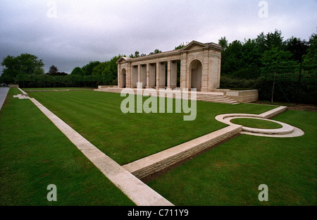 Bayeux memorial, Normandy, France. France. WW1 and WW2 Cemeteries ...