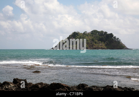 Sunny tropical beach at the Costa Arriba of Colon, Panama, in the ...