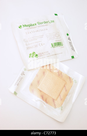 Mepilex borderlite iodine dressing / plaster to keep wound infection ...