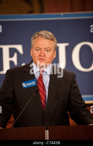 South Carolina Treasurer Curtis Loftis speaks at a Statehouse hearing ...