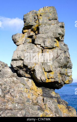 Slate rock formation on the coast of Cornwall near Boscastle, Cornwall ...