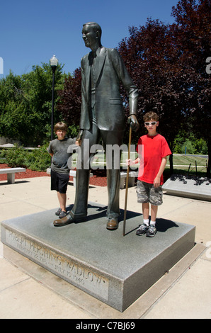 The statue of Robert Wadlow, the tallest man in recorded history, in ...