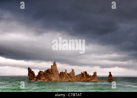 Tufta rock formations in stormy Mono Lake, South Tufta, eastern Sierras ...