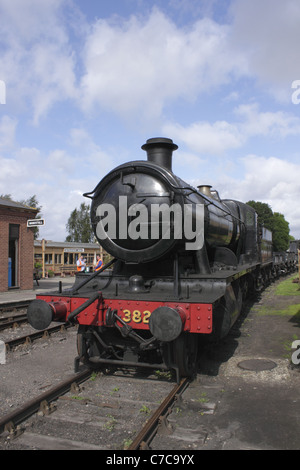 28XX steam locomotive at Didcot Railway Centre April 2009 Stock Photo ...