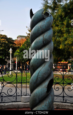 The Serpent column ,erected in the 4th century AD . The Byzantine ...