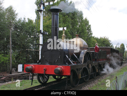 BROAD GUAGE REPLICA STEAM LOCOMOTIVE 'THE IRON DUKE' AT THE ...