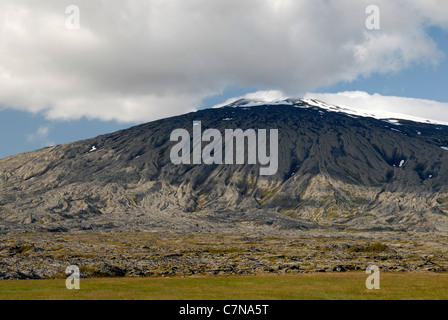 Snæfellsjökull glacier and lava flows on the volcano Snæfell at the end ...
