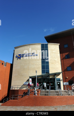 Wolverhampton university building Stock Photo - Alamy