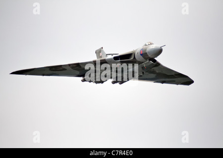 The Avro Vulcan XH558 performed a stunning flight display at the ...