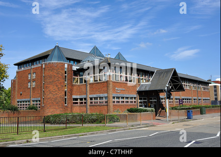 Basildon Magistrate Court House Magistrates Stock Photo - Alamy