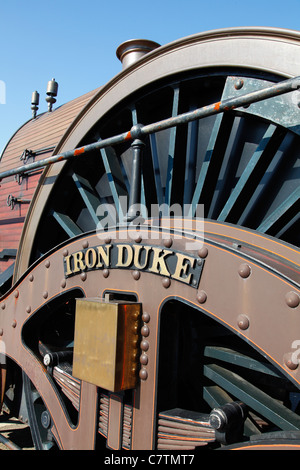 BROAD GUAGE REPLICA STEAM LOCOMOTIVE 'THE IRON DUKE' AT THE ...
