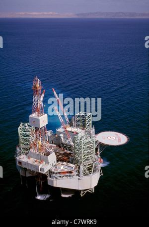 An offshore Santa Fe jackup oil rig drilling in the Red Sea, in ...