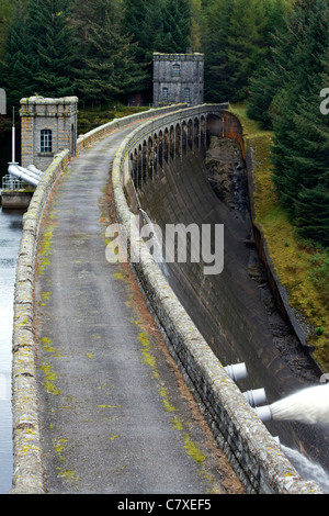 Loch Laggan hydro-electric water dam, Scotland Stock Photo - Alamy