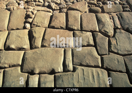 Inca wall. Close-up of stones in an Inca wall at Sacsayhuaman, an Inca ...