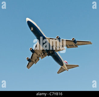 Undercarriage of British Airways Boeing 747 Jumbo Jet landing at London ...