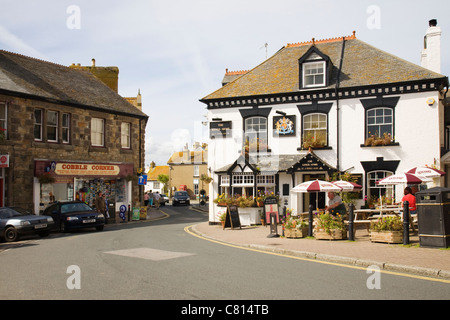 The Kings Arms pub in Marazion Cornwall England UK Stock Photo - Alamy