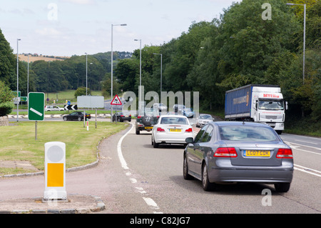 Traffic congestion at the air balloon roundabout Stock Photo - Alamy