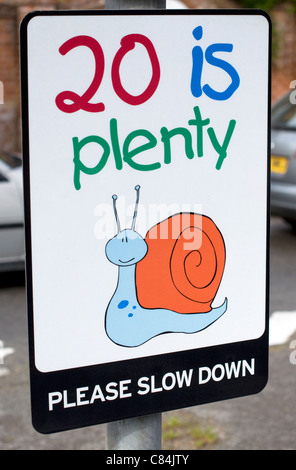 Twenty s plenty Speed limit 20 mph sign in Motherwell Scotland UK Stock ...