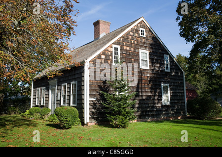 Thomas Moore House ca. 1650, Southold Historical Society Museums, North ...