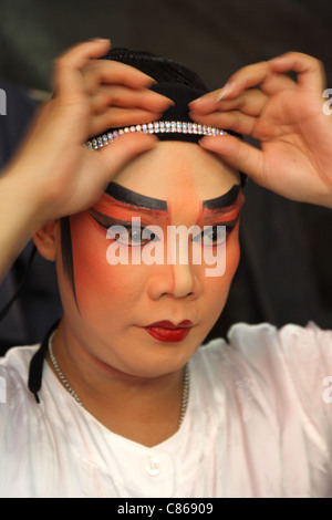 Portrait of Chinese Opera Performer Stock Photo - Alamy