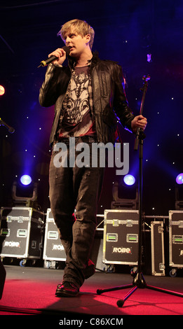 Gerard McCarthy performs Belfast Christmas Lights Switch On at Belfast ...