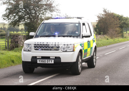 Paramedic 4x4 fast response vehicle Stock Photo - Alamy