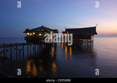 Kapalai resort at Kapalai Island at sunset, Borneo, Malaysia Stock ...