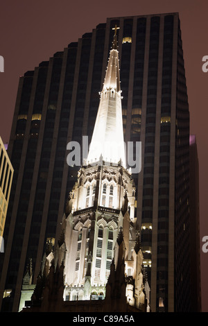 Chicago Temple Building, First United Methodist Church of Chicago ...