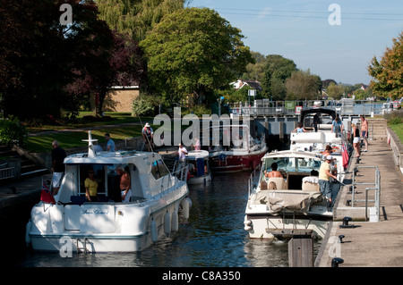 River Thames at Penton Hook,Laleham Surrey UK Stock Photo - Alamy