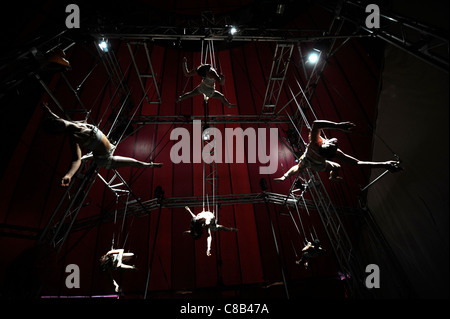 Circus performer on the high wire Long Island New York Stock Photo - Alamy