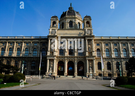 Facade of a museum, Kunsthistorisches Museum, Vienna, Austria Stock ...