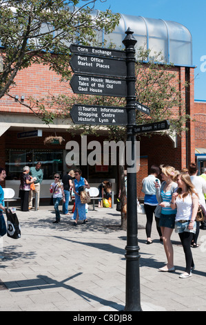 kings lynn town center pedestrian zone shops shop shopping precinct ...