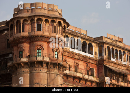 Ancient Varanasi India city architecture with view of Ganges river ghat ...
