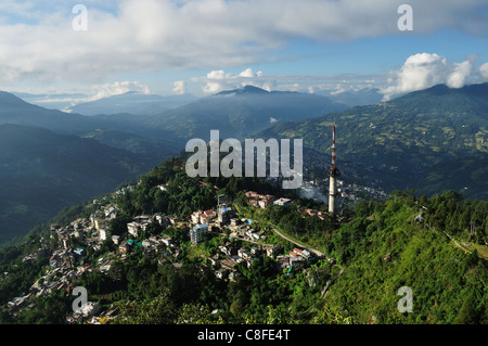 India, Sikkim, Gangtok, Ganesh Tok viewpoint, View of Kanchenjunga ...