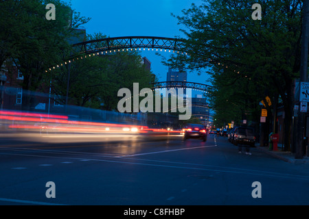Metal arches over High Street in the Short North neighborhood in ...