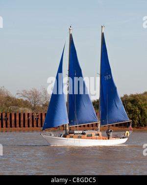 A sailboat on the River Deben Stock Photo - Alamy