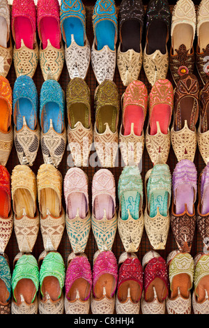 Traditional arabic shoes, Dubai Stock Photo - Alamy