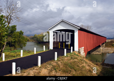 Medora Covered bridge in Indiana Stock Photo - Alamy