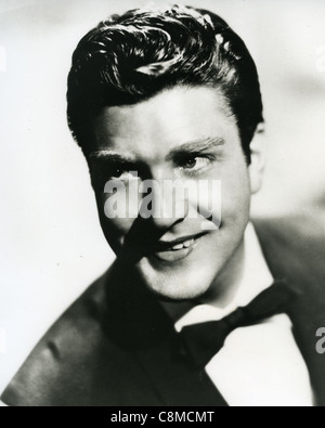 DAVID HUGHES (1929-1972) English pop singer who became moved into opera ...