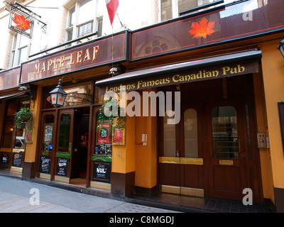 Maple leaf pub, covent garden, london, uk Stock Photo - Alamy