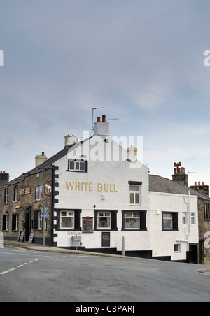 The White Bull Hotel Longridge Stock Photo - Alamy
