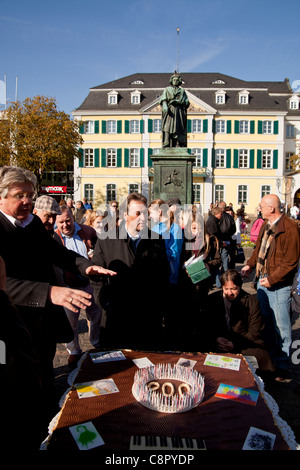 Statue of Franz Liszt in the square in Budapest that bears his name ...