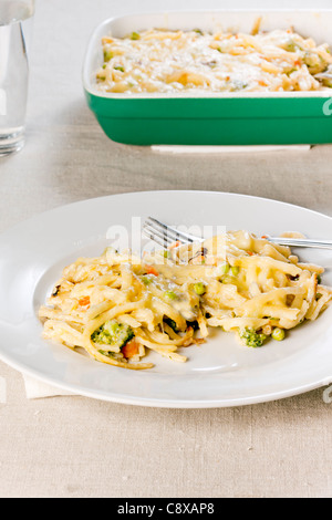 Spaetzle and cheese bake Stock Photo - Alamy