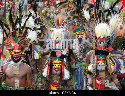 Men of Mendi from the Southern Highlands at Hagen Show Western Stock ...
