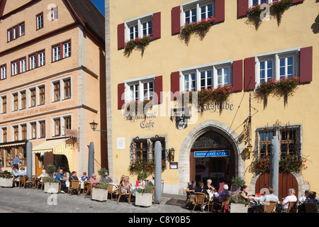 Restaurants and cafes, Rothenburg ob der Tauber, Bavaria, Germany Stock ...