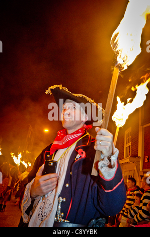 A member of the Cliffe Bonfire Society at the Lewes Bonfire Stock Photo ...